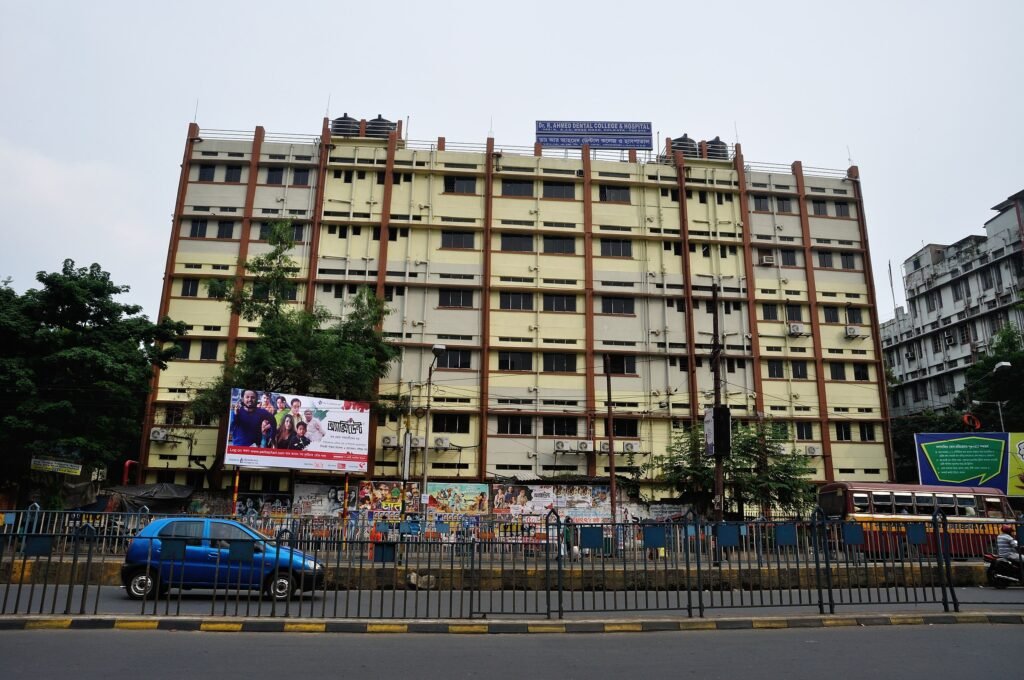 Rafi Ahmed Kidwai Dental College Kolkata: Specialised Dental Care | swheal